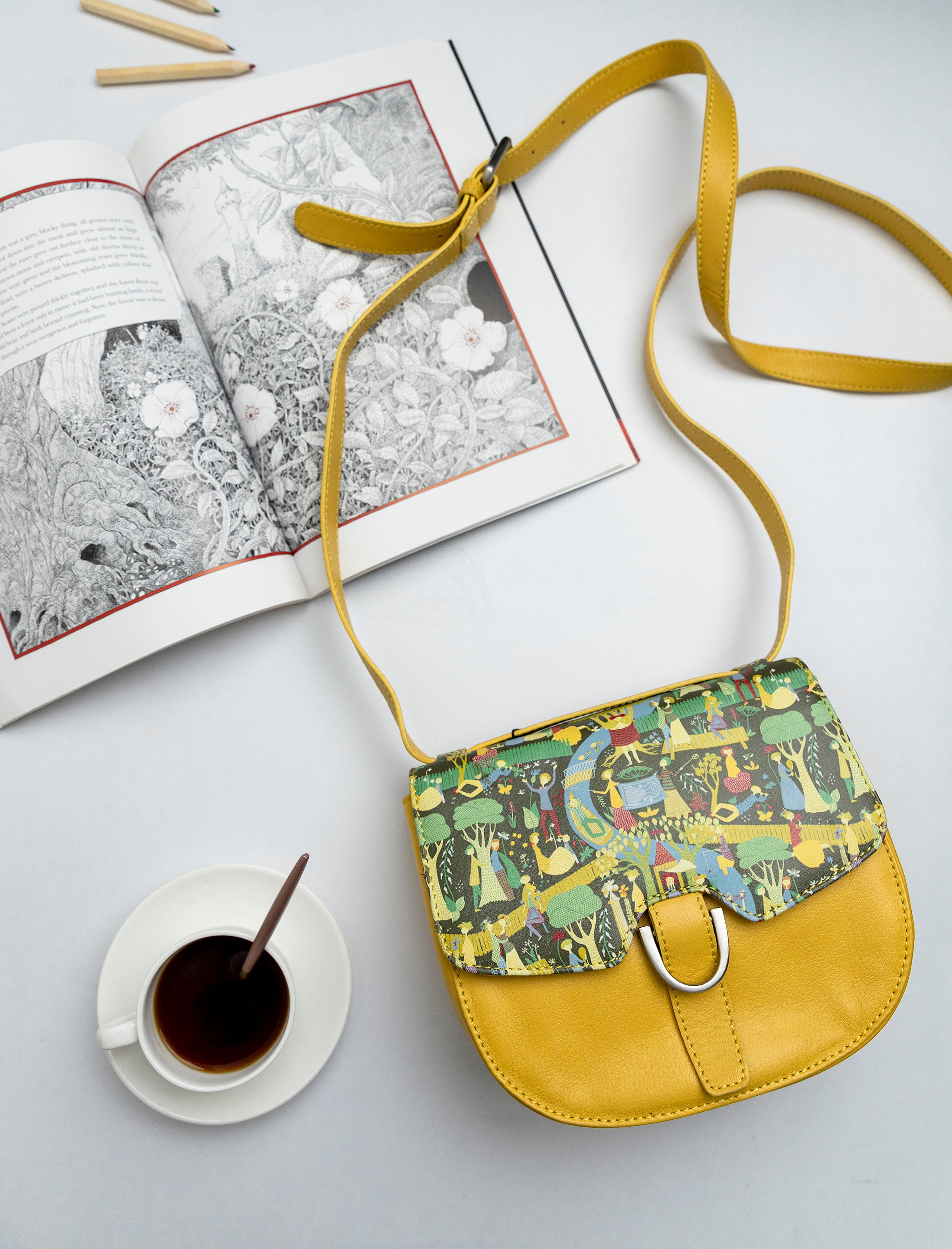 NOEMI Hand Bag | Buy Noemi Hand Bag Online – Pipabox